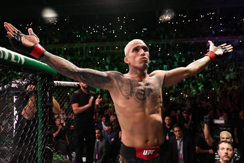 Fans slam 'dead' UFC 326 co-main as Max Holloway vs Charles Oliveira 2 ...
