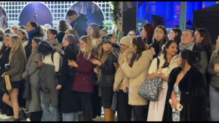 A Parigi la premiere mondiale di "Bridgerton 4" con i protagonisti