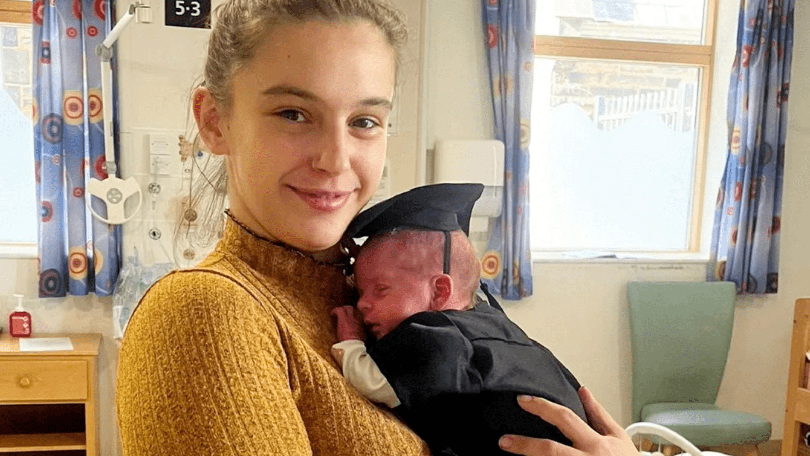 26-year-old vomits blood, paramedics suspect appendicitis; then she has ...