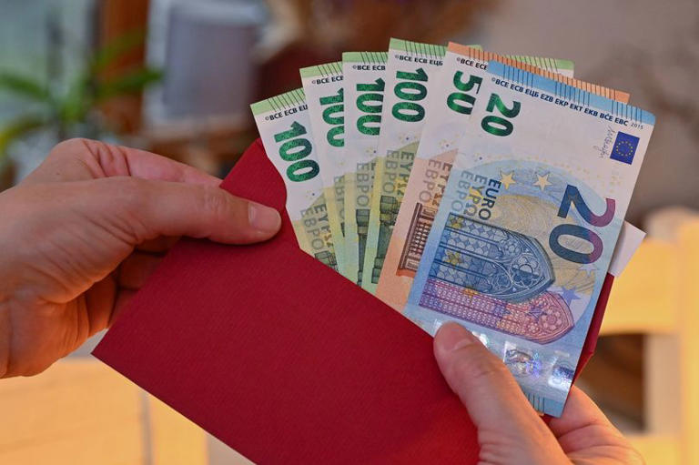 Social welfare Ireland: Government set to overhaul Jobseeker's ...