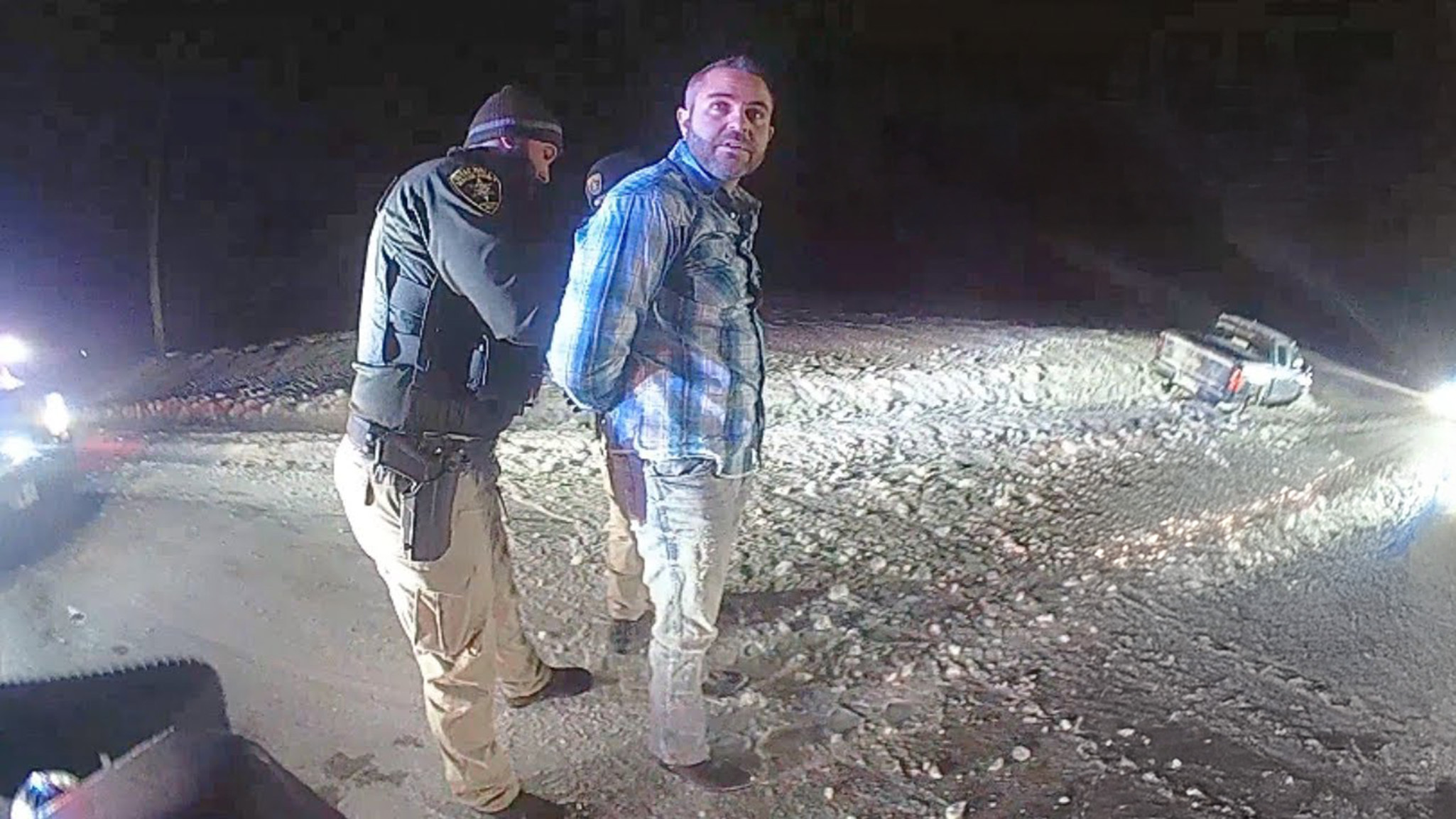 Cop runs from cop, then gets a paid vacation