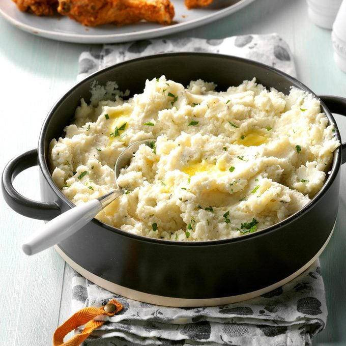 Ree Drummond loves to make these 10 slow cooker meals