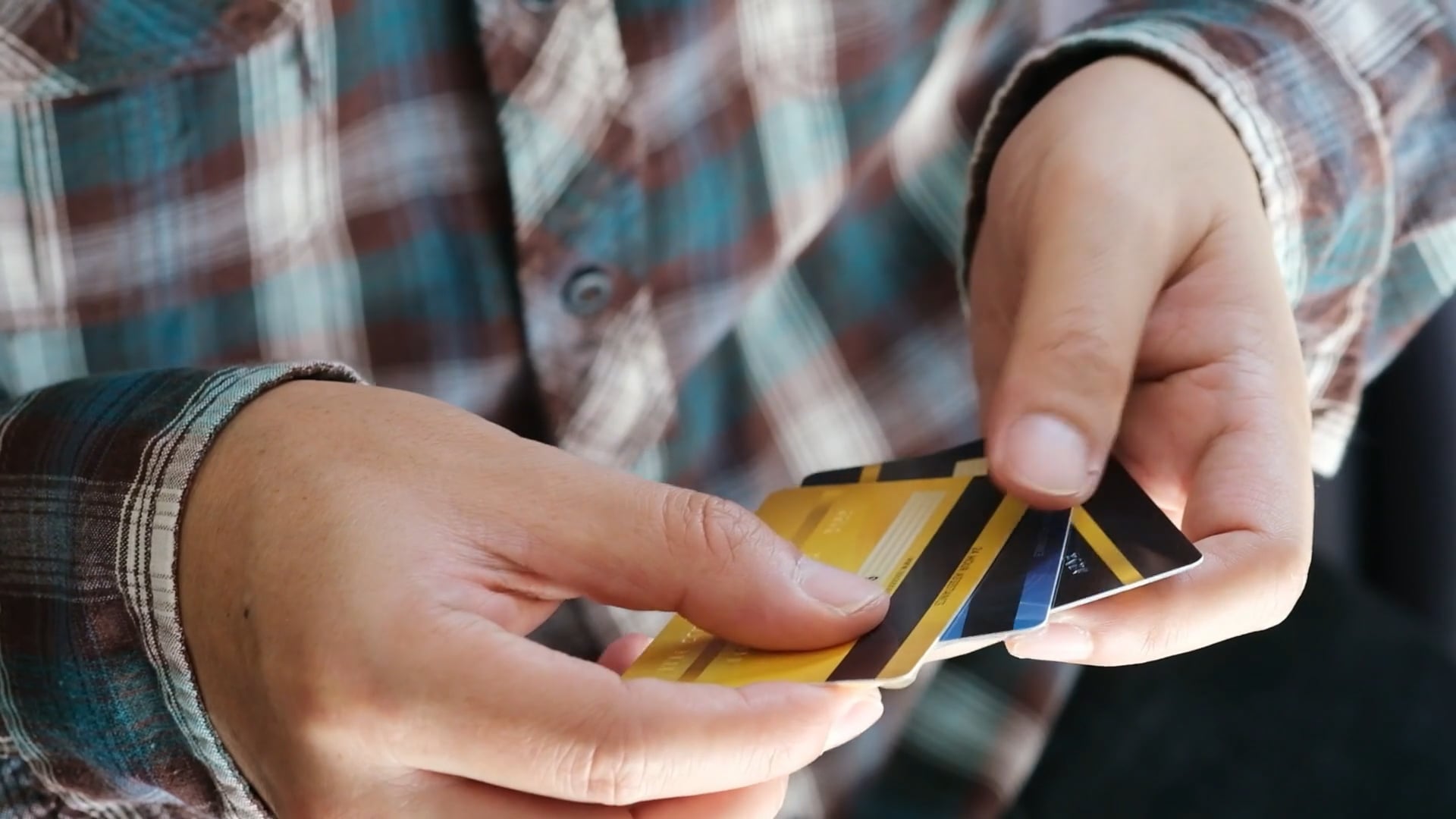 Banks push back against Trump's proposed interest rate cap