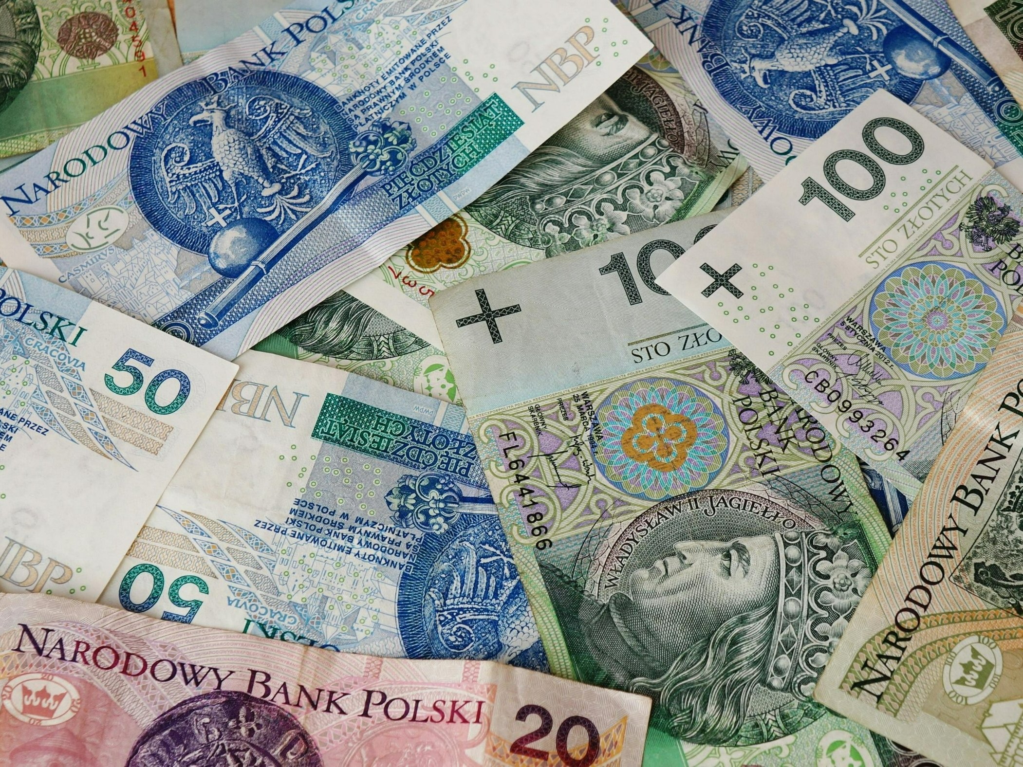 Inflacja wyraźnie spada, a raty kredytu? Decyzja Rady Polityki Pieniężnej