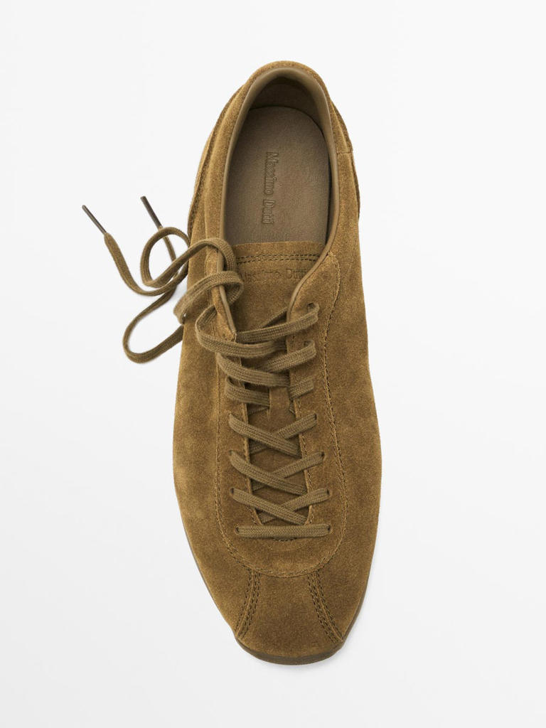 Las zapatillas de serraje de Massimo Dutti que arrasan en rebajas ...