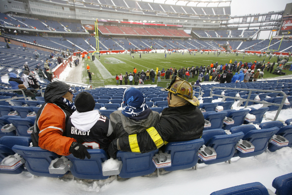 NFL fans are pumped for potential snow game this weekend