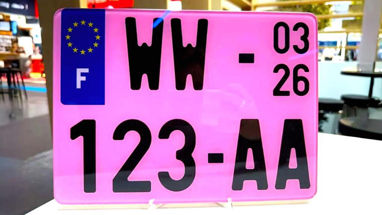 These new pink license plates aren’t for show, they’re a warning sign