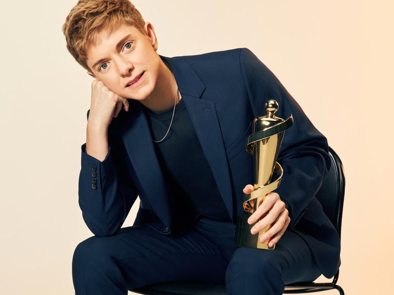 Mae Martin to host 2026 Junos and celebrate Canadian unity and pride