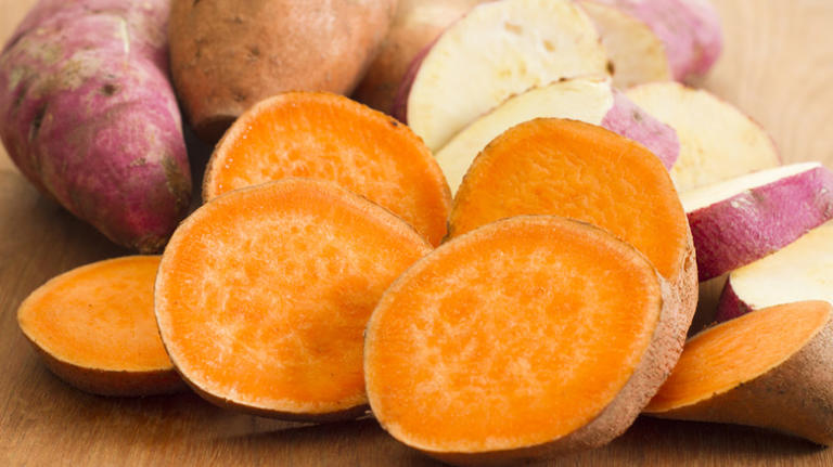 Are yams or sweet potatoes more nutritious?