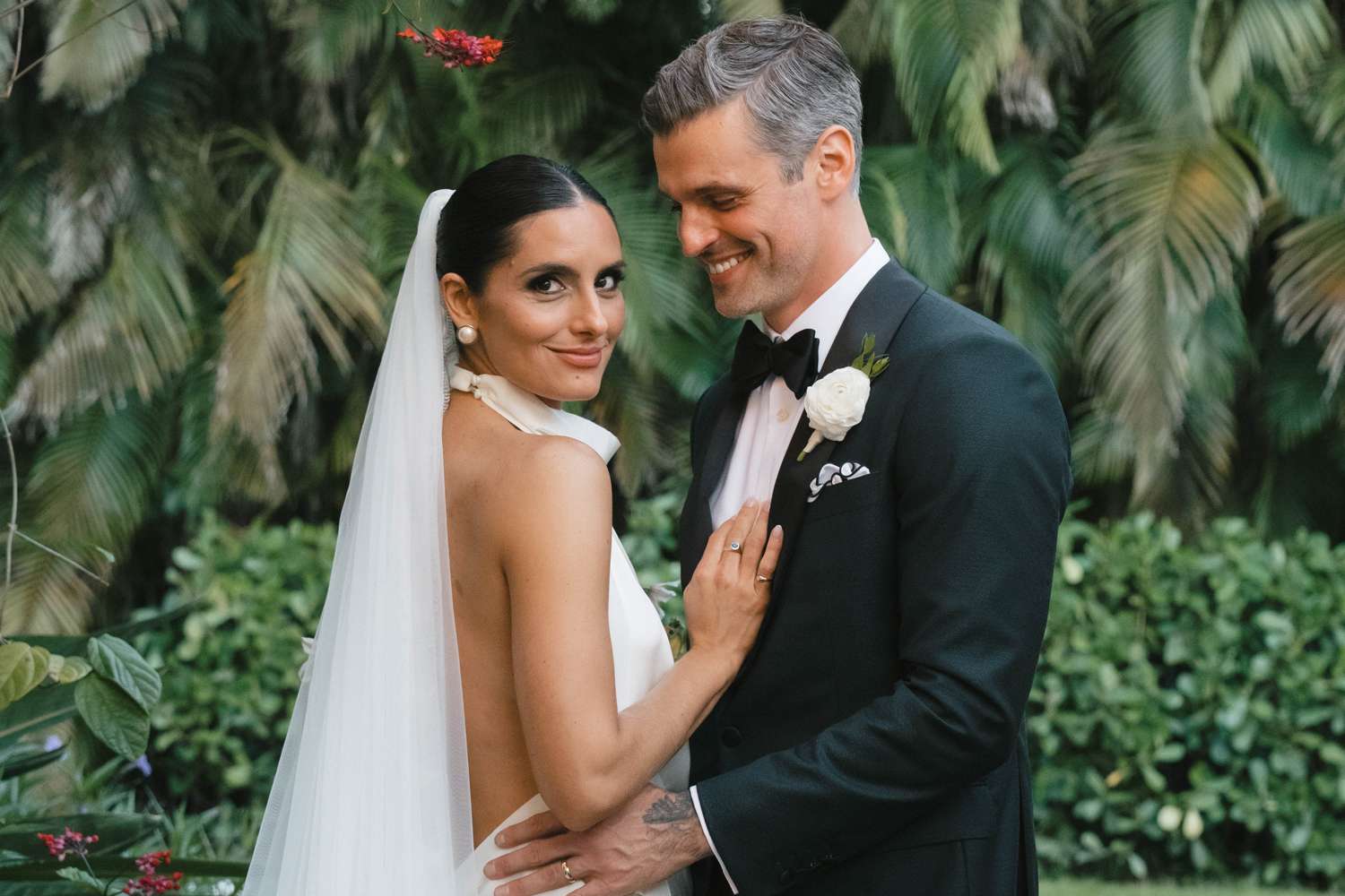 The Bachelorette alum Peter Kraus recalls moment he felt baby kick ...