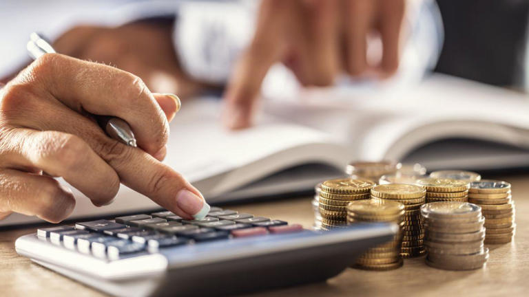 How soon can I file my federal, Kansas taxes? What to know to get your ...