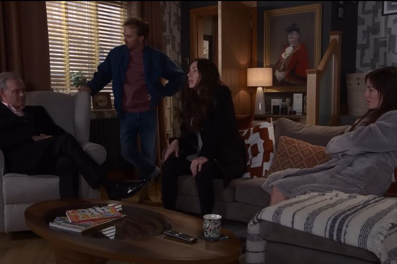 Coronation Street fans question if two stars really are family in ...