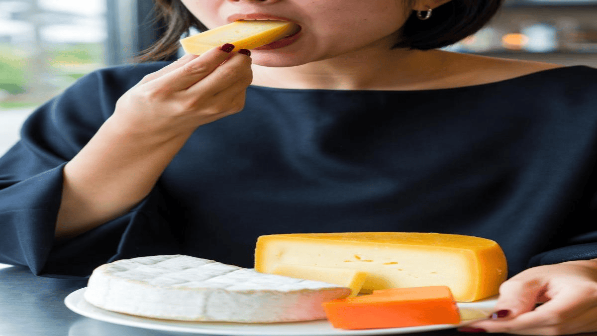 Can You Eat Cheese and Still Lose Weight? Experts Say YesIf You Do It Right
