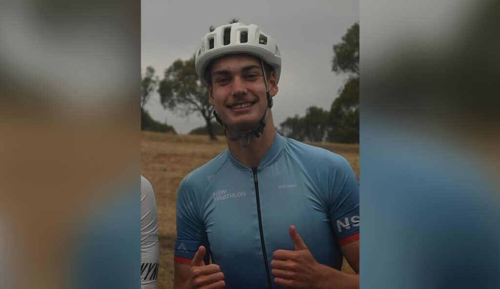 Australian runner takes wrong turn, continues for 30 miles before rescue