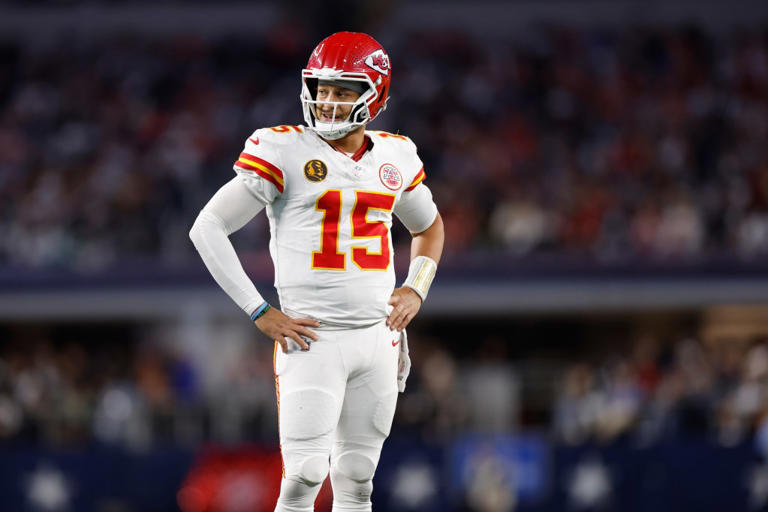 Patrick Mahomes sets one big goal as he opens up on injury timeline for ...