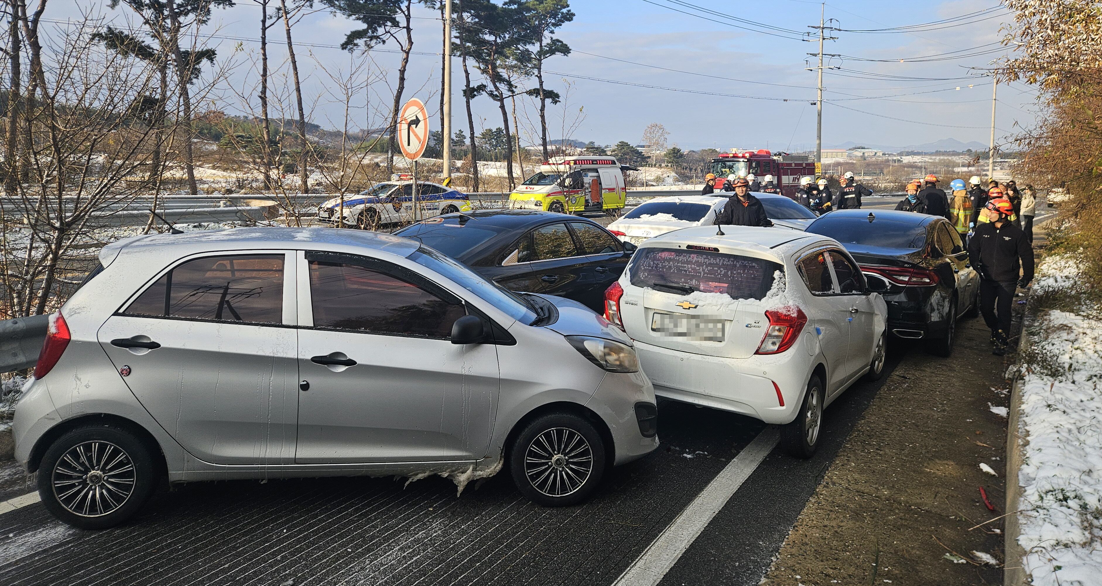 Freezing rain fuels dangerous black ice surge
