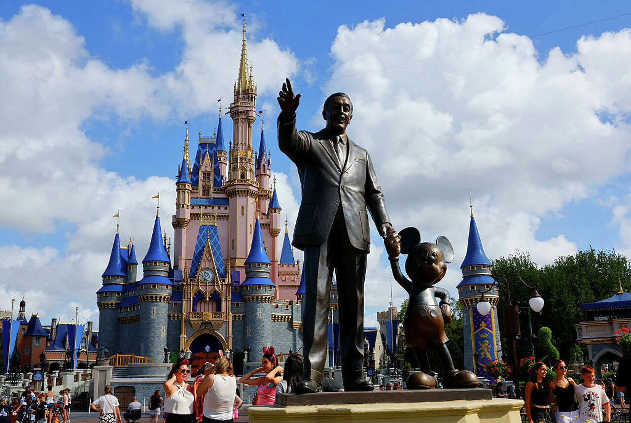How to save on a Walt Disney World vacation without missing the magic