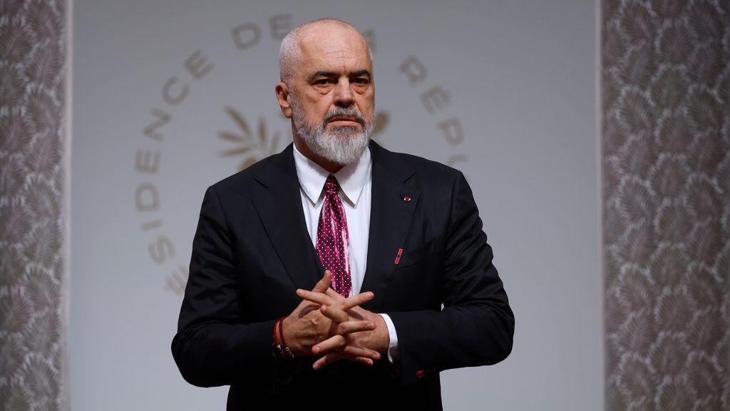 Ράμα: «Οι Έλληνες νομίζουν ότι είναι απόγονοι του Πλάτωνα και του ...