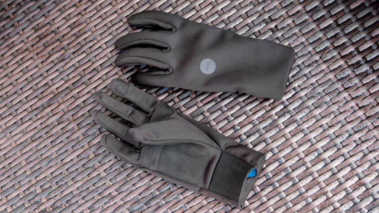 Warmth without bulk: Ornot's Alpha winter gloves reviewed