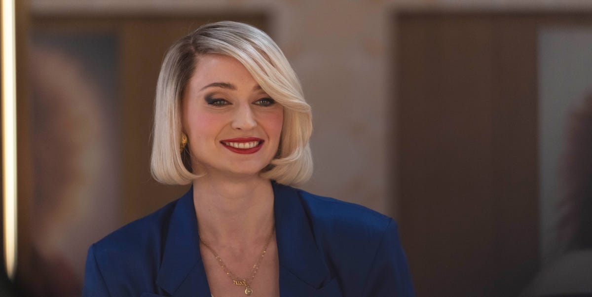 Must-see! We've just had our first look at Sophie Turner as the iconic ...