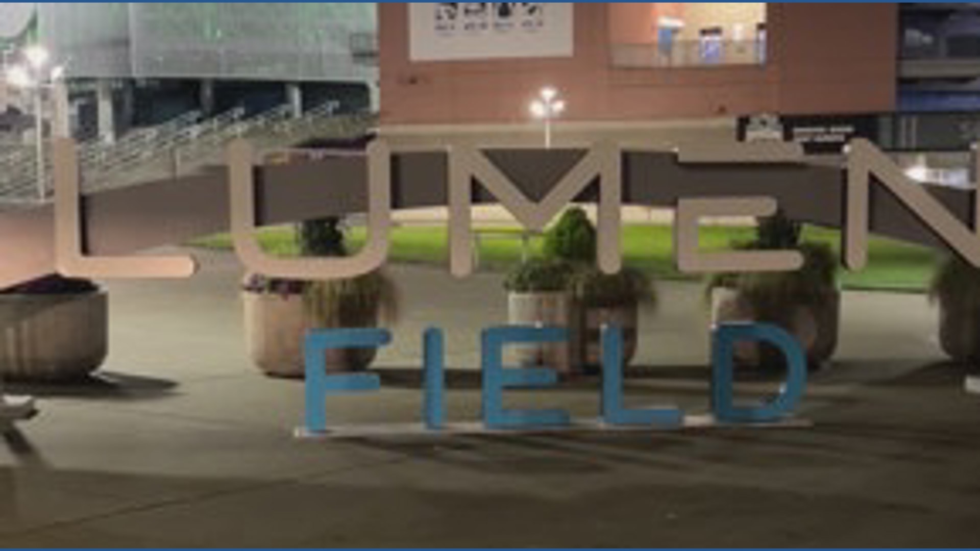 Calm before the storm: Lumen Field preps for Seahawks playoff game