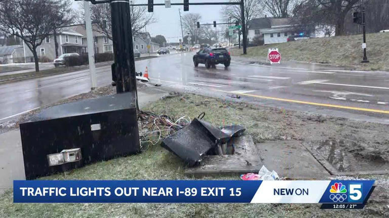 Traffic light repaired at intersection near I-89