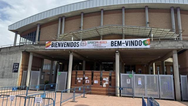 El pabellón de La Granadilla de Badajoz renovará sus 5.046 asientos