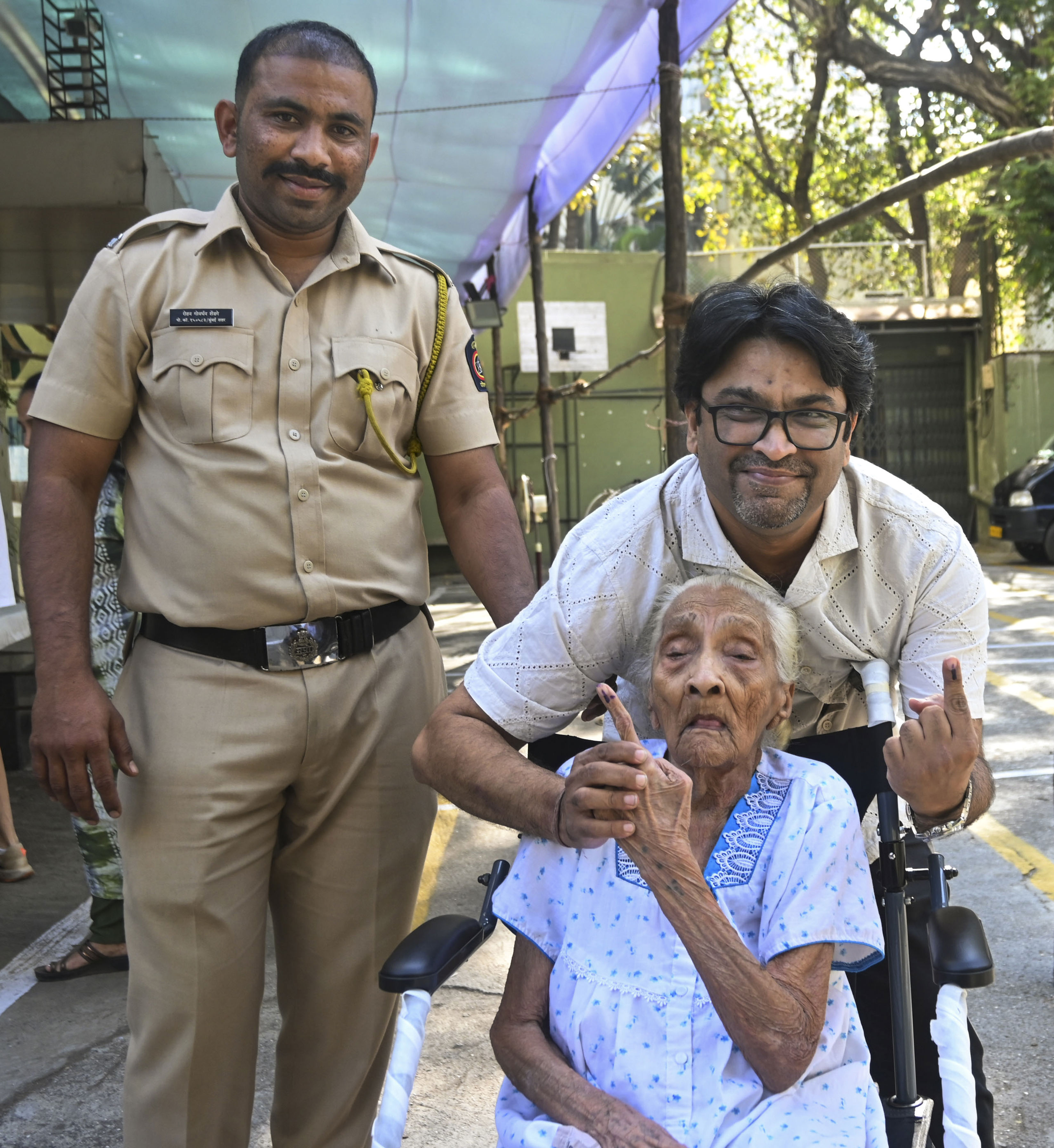 About 50 pc turnout in Maharashtra civic polls; ink row leaves ...