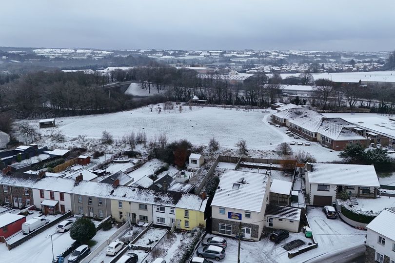 Met Office snow verdict with 'wintry hazards' set to hit the UK within ...