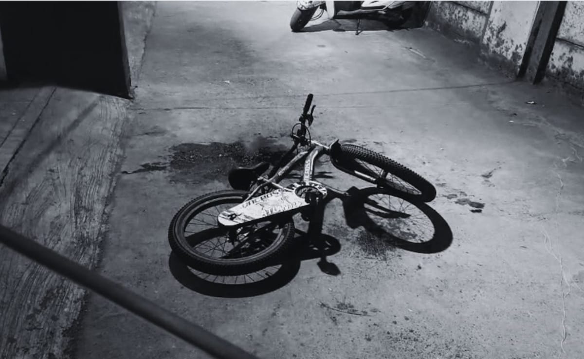 Kite string kills 8-year-old boy riding bicycle in Surat