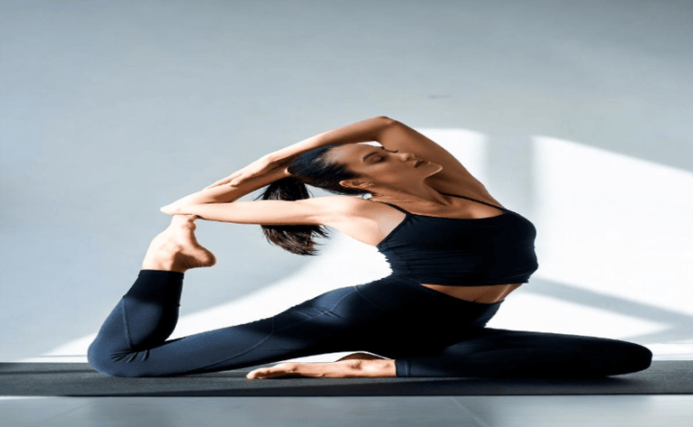 5 daily stretches that undo the damage of sitting all day, according to ...