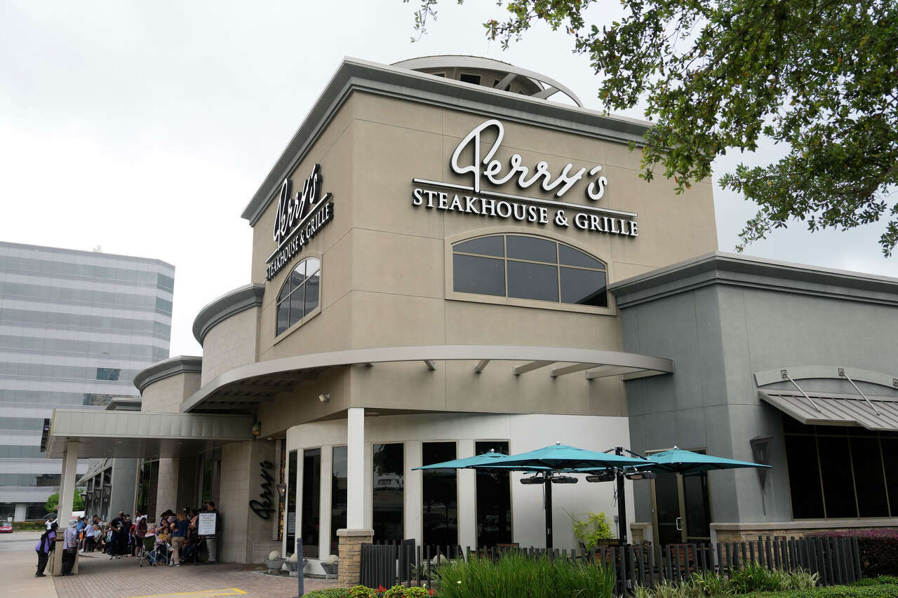 Fraud, cannabis millions and dueling lawsuits roil Perry's Restaurants ...
