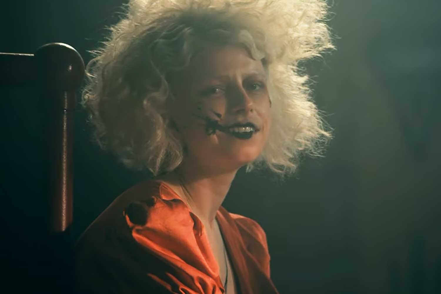 A noiva ganha voz (e atitude): Maggie Gyllenhaal reinventa um ícone do ...