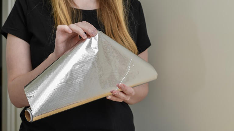 Some people wrap their door locks in aluminum foil during winter — and ...