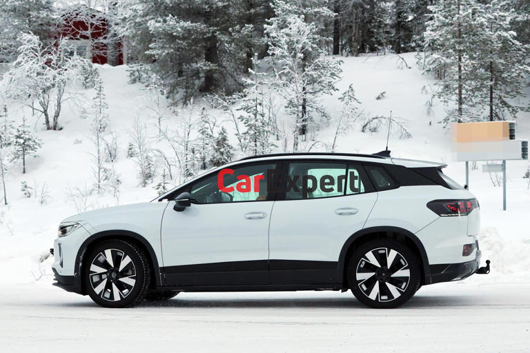 2027 Volkswagen ID.4 spied: Major makeover for German Tesla Model Y rival