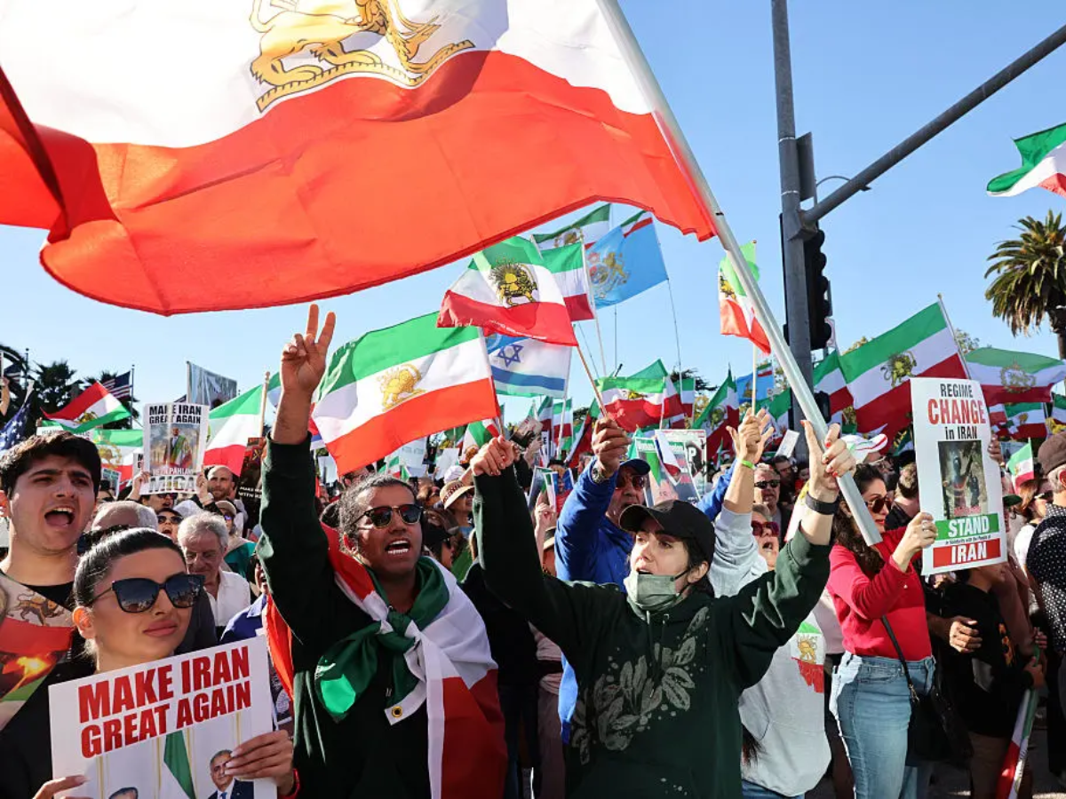 Iran reverses execution orders for 800 after US warning over protest ...