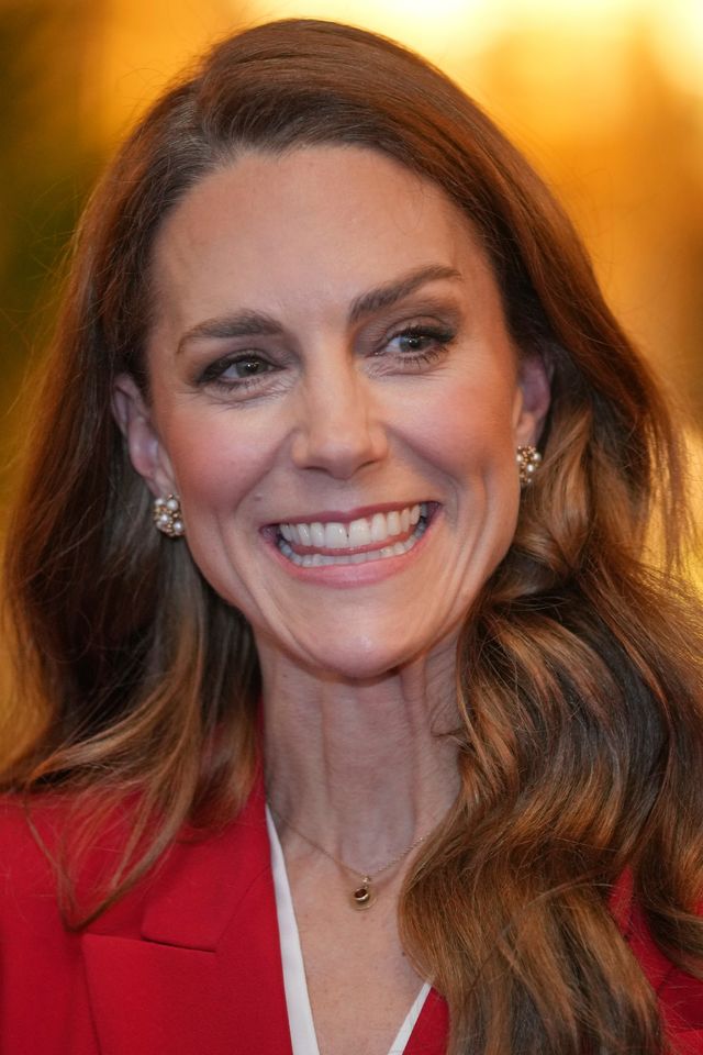Kate Middleton pairs her bold power suit with a birthstone necklace ...