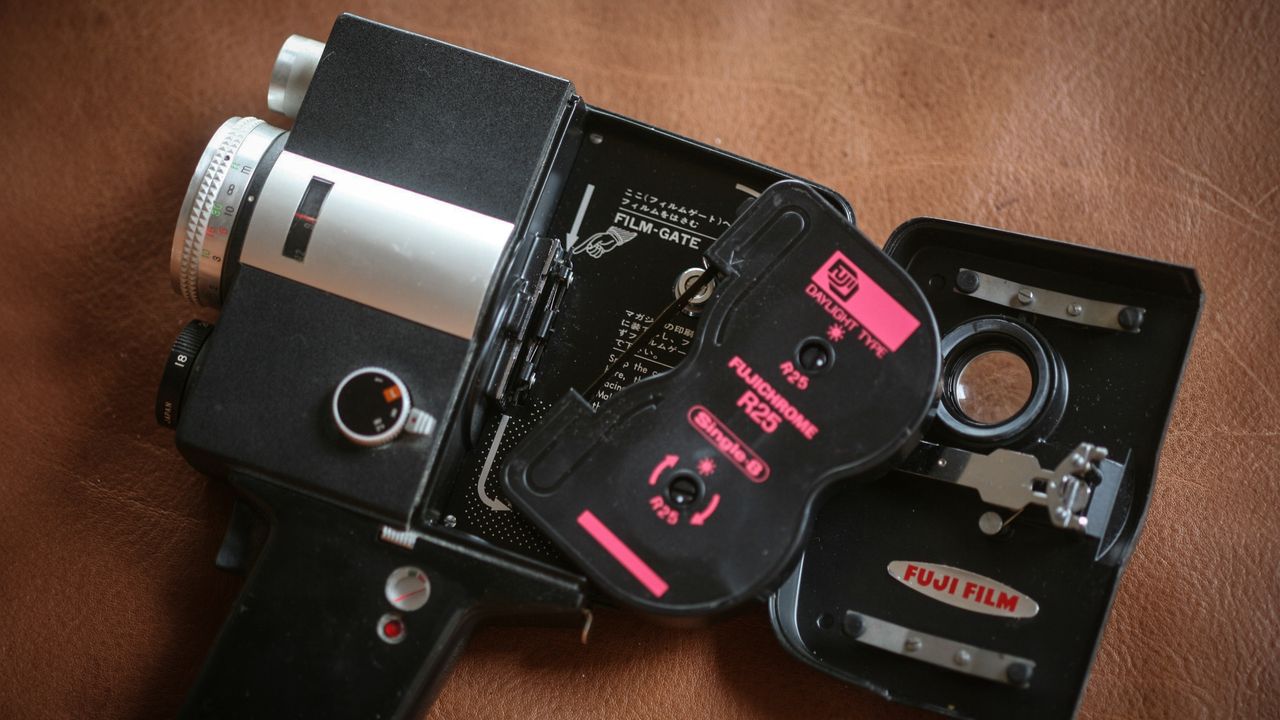 Fujifilm’s new Instax Mini Evo Cinema takes inspiration from classic ...