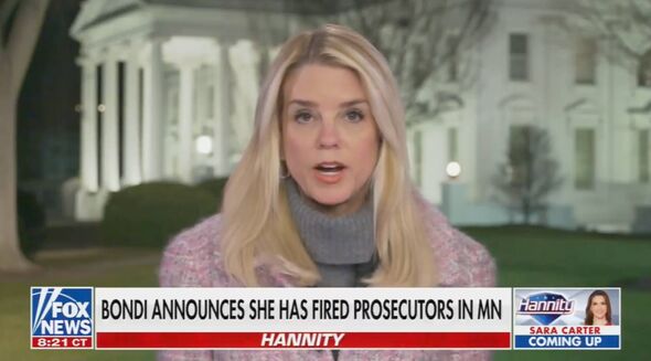 Pam Bondi criticized for claiming to fire already-resigned prosecutors ...