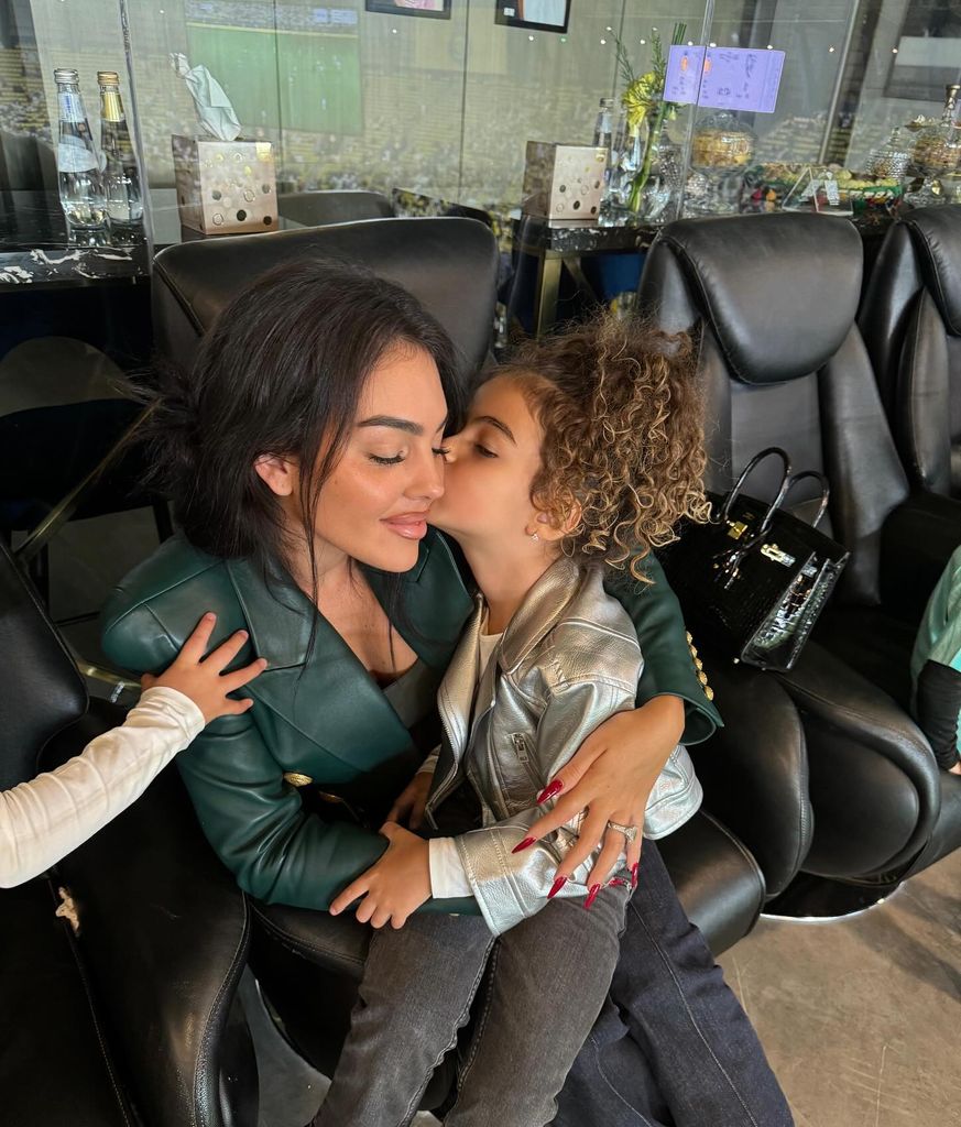 Alana, hija de Georgina Rodríguez y Cristiano Ronaldo, sorprende ...