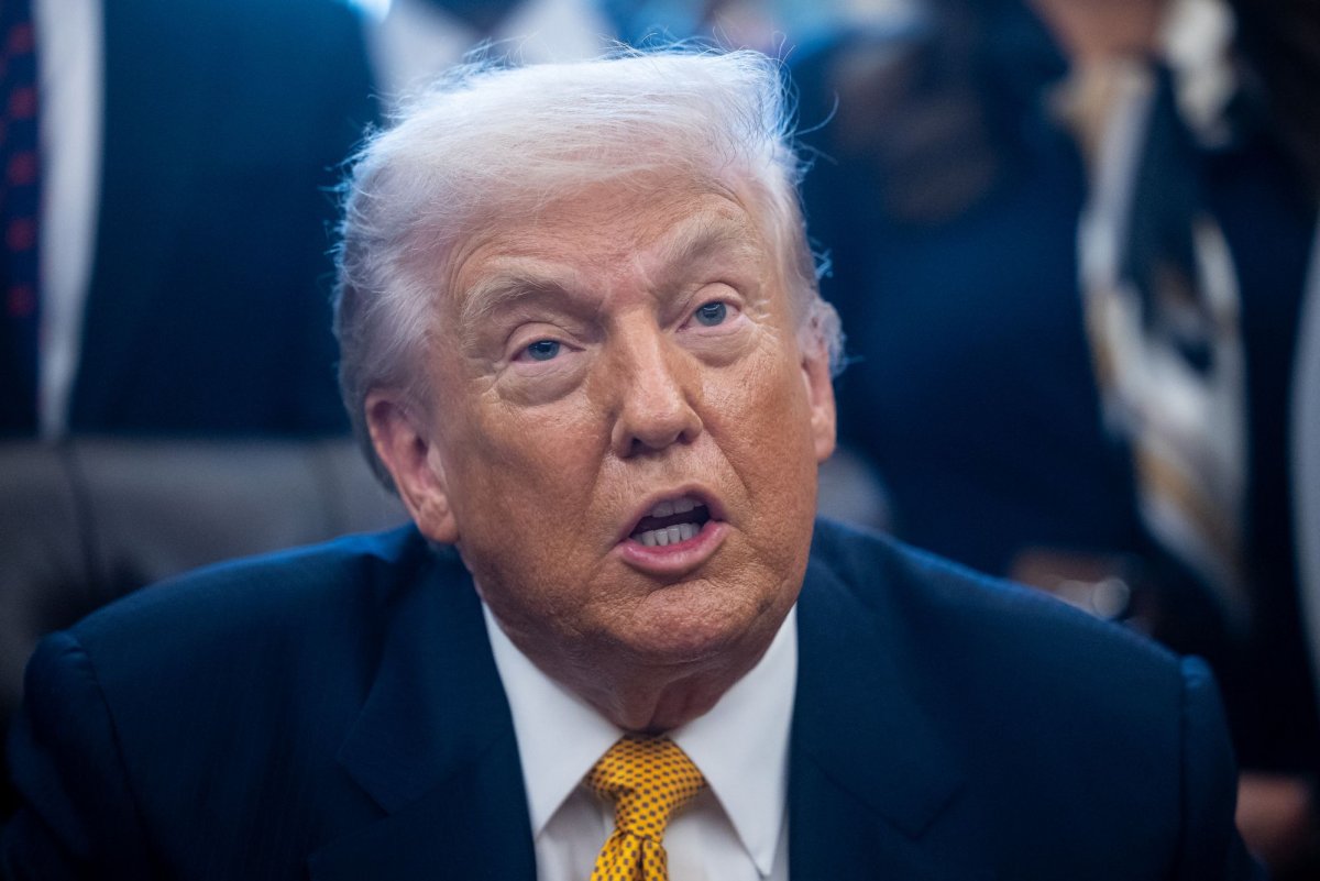 Trump proposes healthcare plan; focuses on past pharmaceutical deals