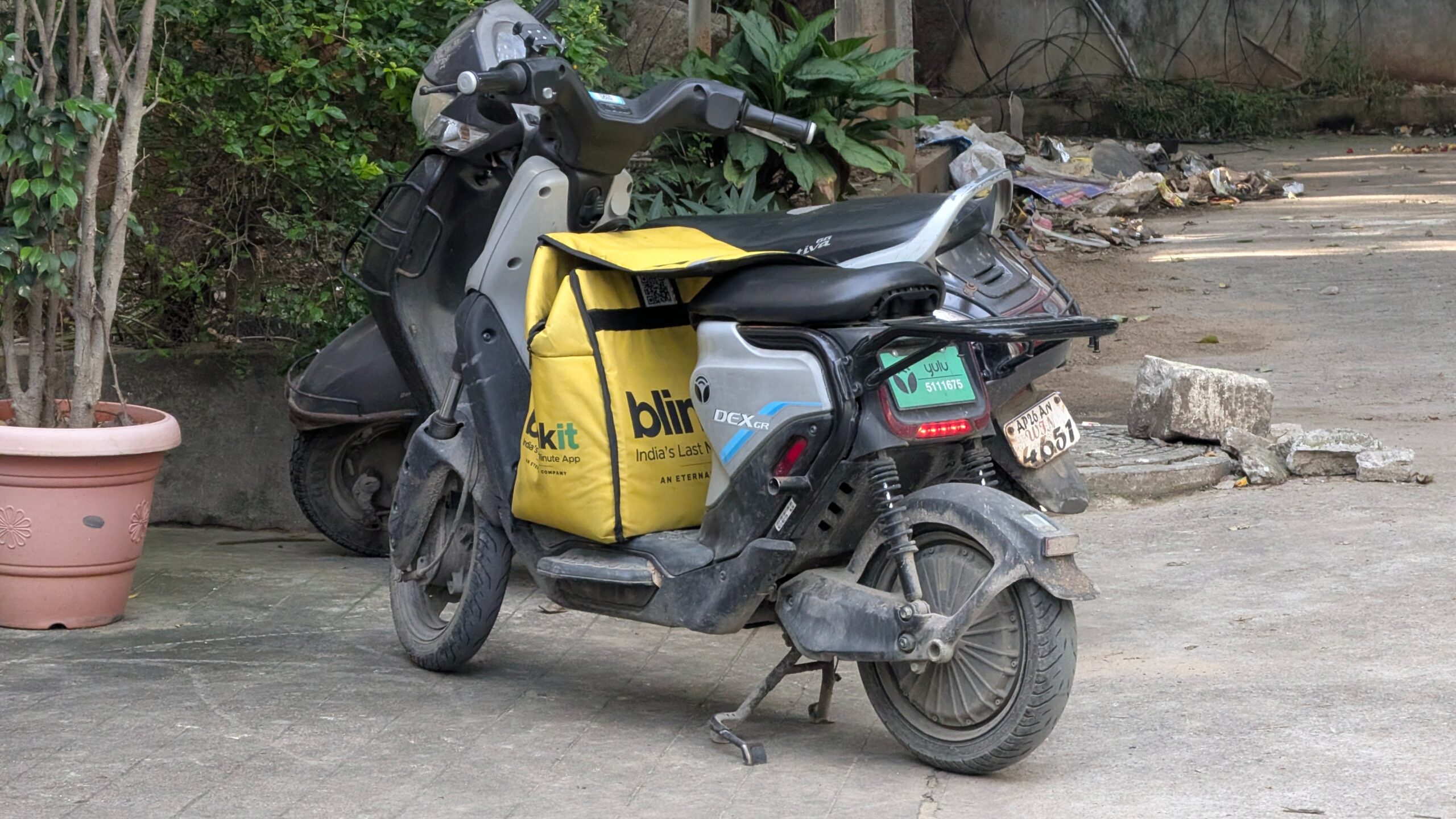 India orders e-commerce apps to kill risky 10-minute delivery