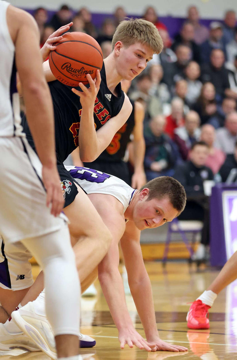 A 28-game win streak snapped, rattling Cleveland.com boys basketball ...