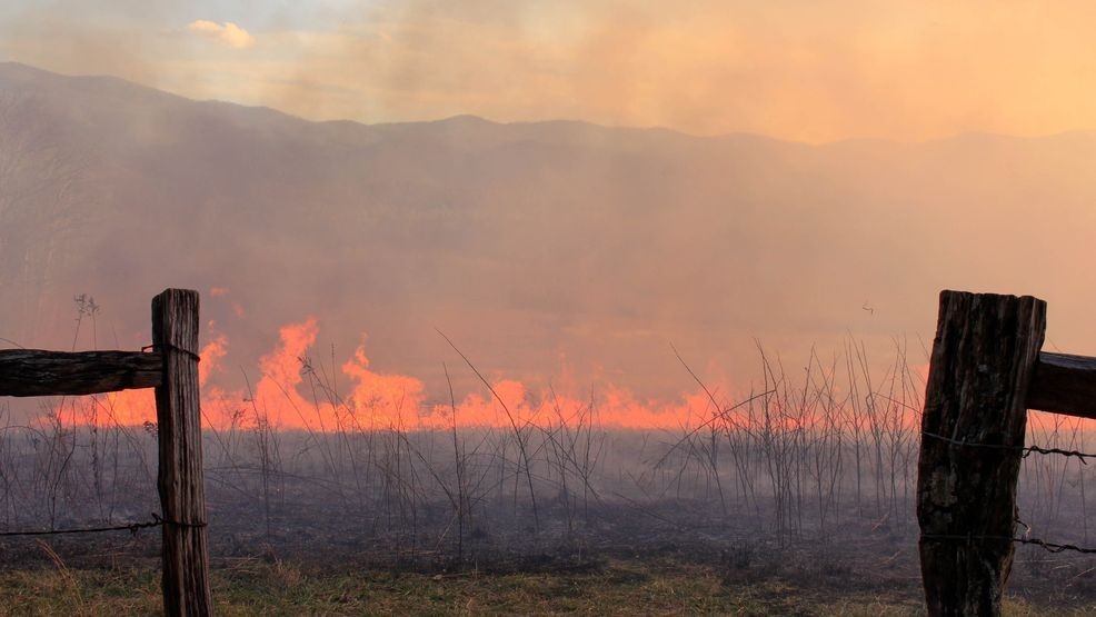 Great Smoky Mountains National Park's prescribed burn at Cades Cove ...