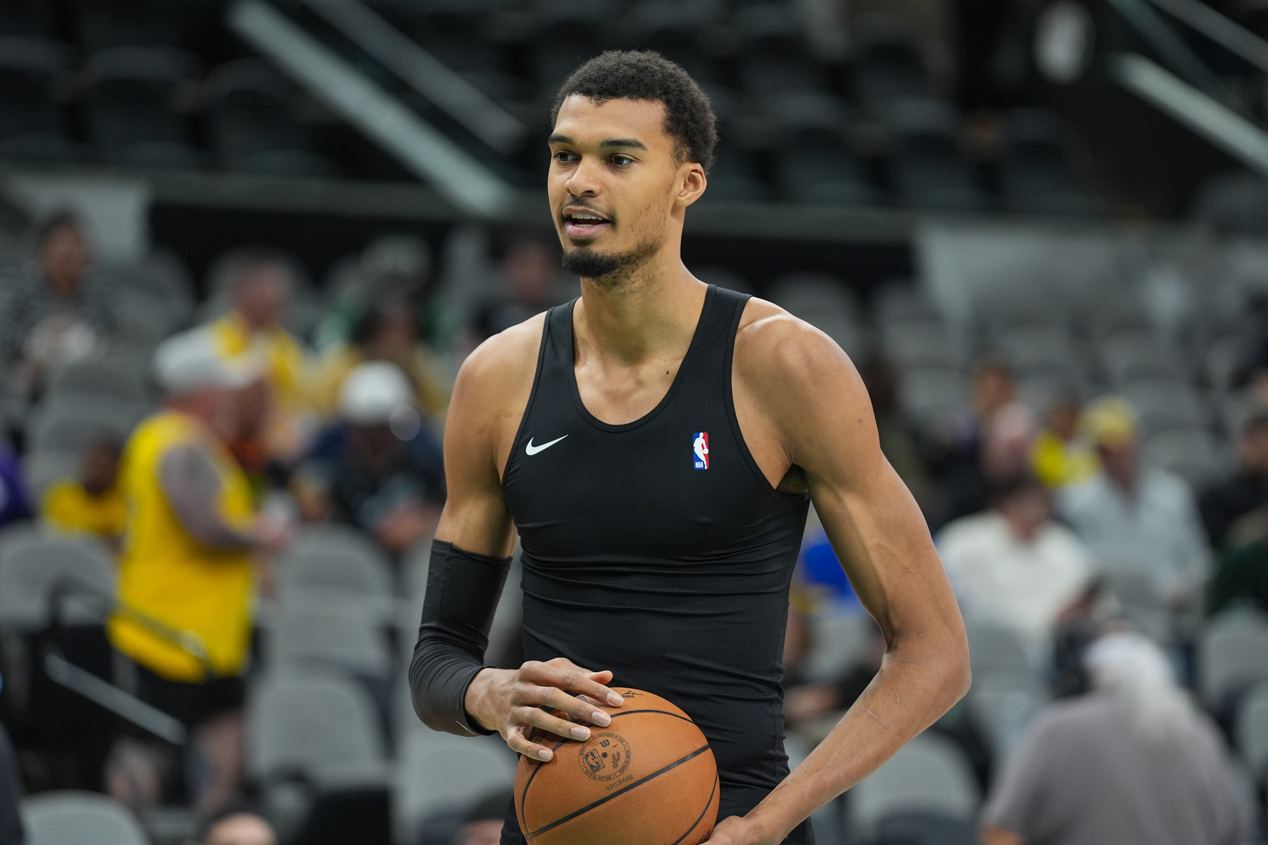 Spurs make dramatic cuts after loss to Thunder