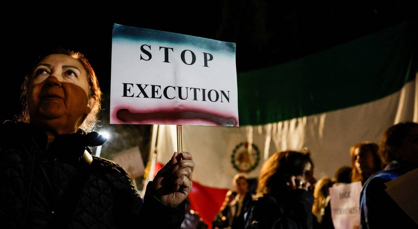 Casa Branca diz que Irão suspendeu 800 execuções previstas para quarta ...