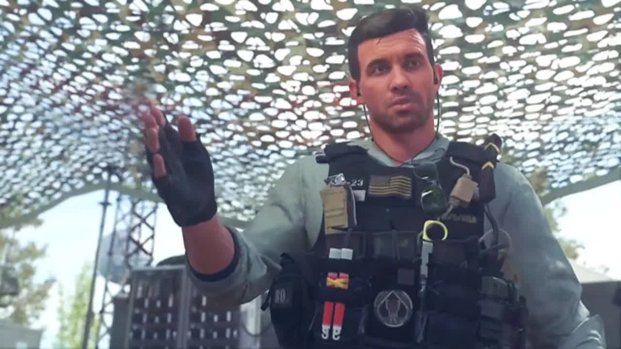 Graves preps operators for the Warzone season 1 cutscene - Modern ...