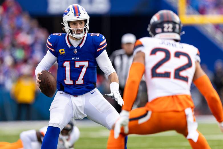 Hailee Steinfeld’s Broncos loyalty turns heads before playoff clash vs ...