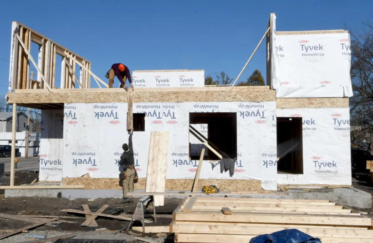 Building resumes at Habitat for Humanity Herrick Village at 10th and ...