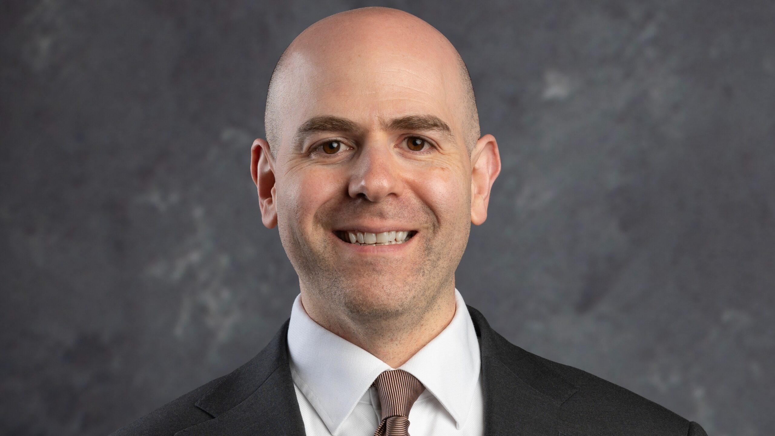 Fed's Miran slams central bankers who rushed to defend Powell